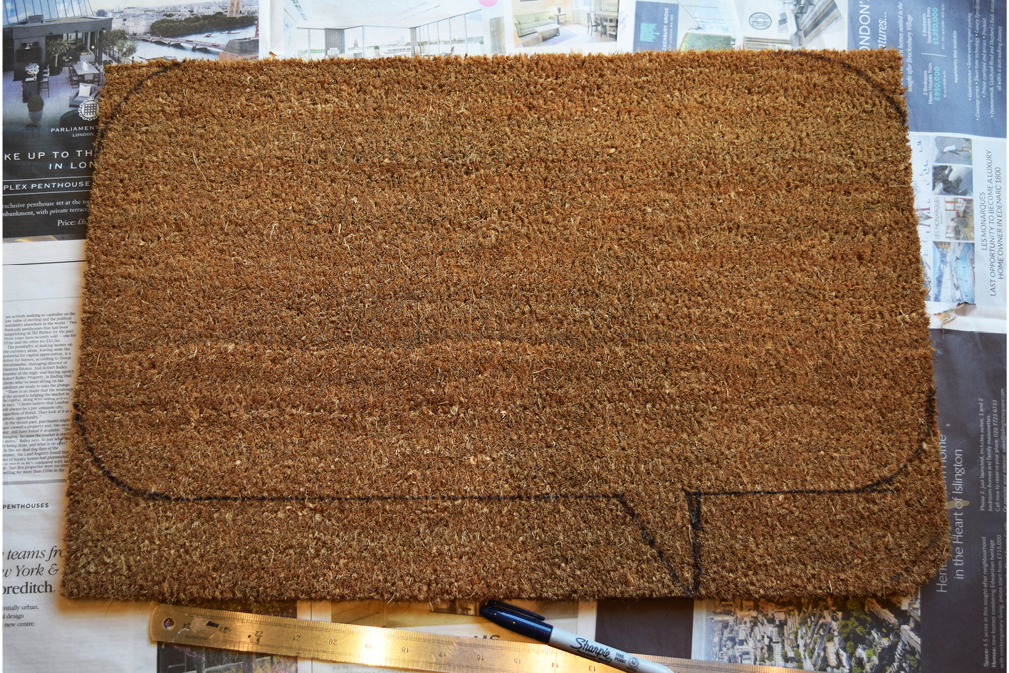 Painted door mat how-to – All round creative junkie