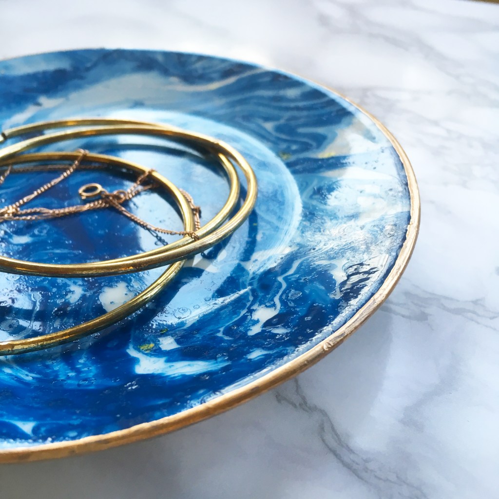 How to marble two ways – All round creative junkie